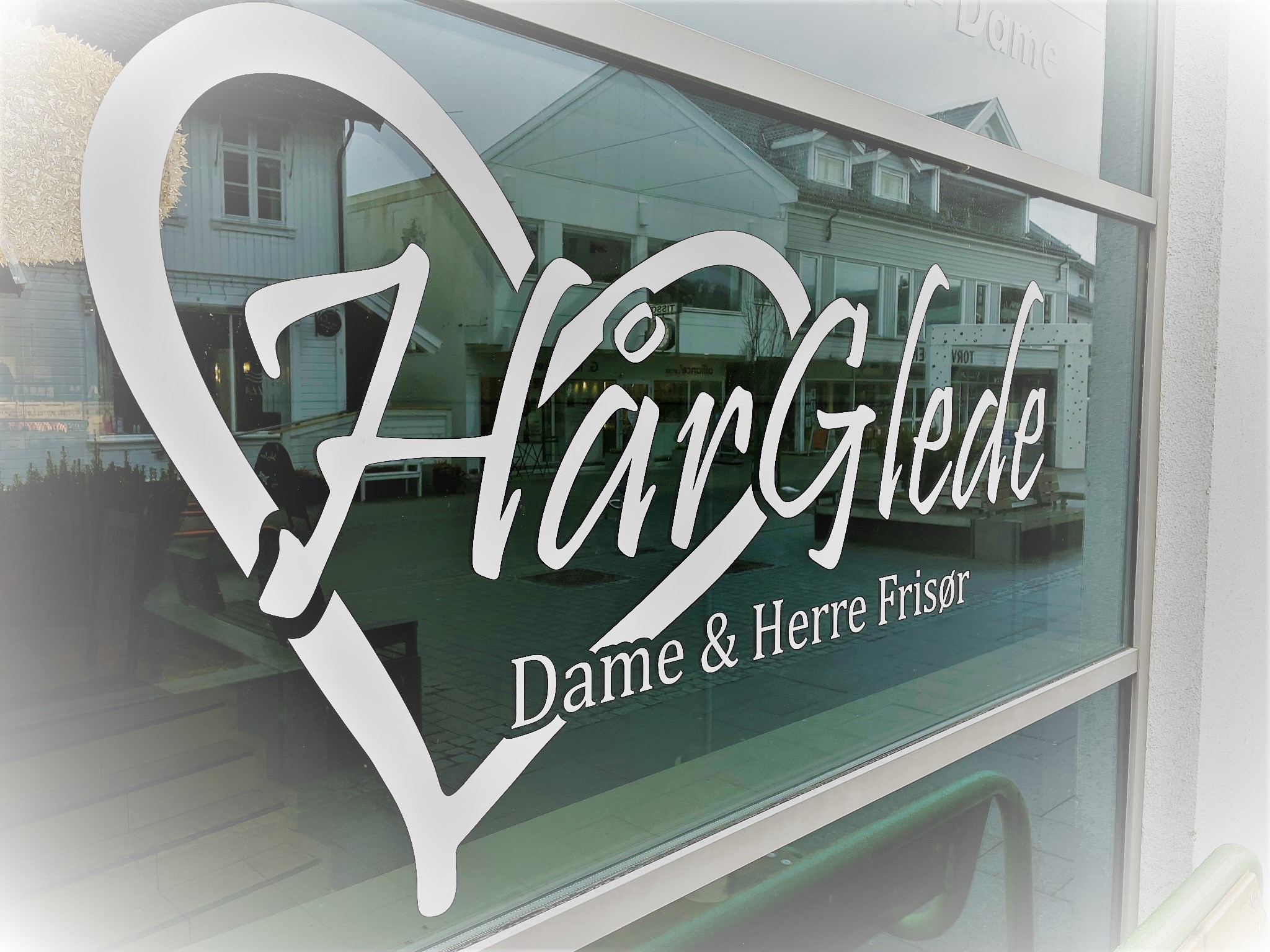 Ny hårglede på Lyngdal helsehus - Lyngdal kommune